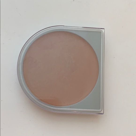 Mary Kay | Makeup | New Mary Kay Creme To Powder Beige 2 Foundation ...